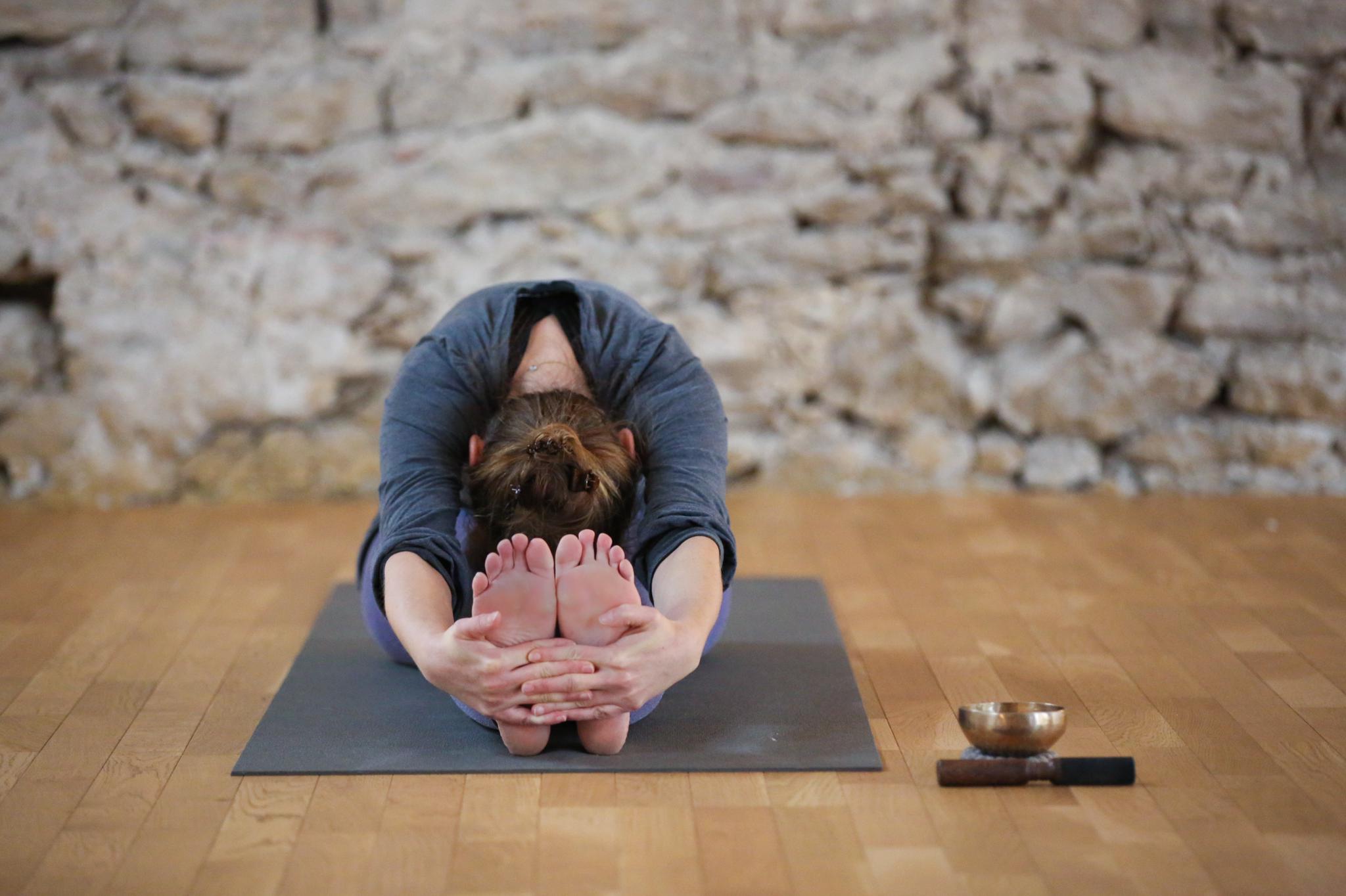 Posture de la Pince - La Pratique - Yoga Aurélie Schaerer